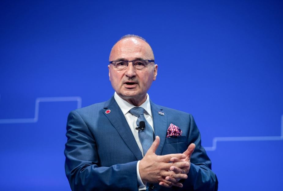 Grlić Radman: Ne mogu se izjednačavati Morinj i Lora; Sramota je da ...
